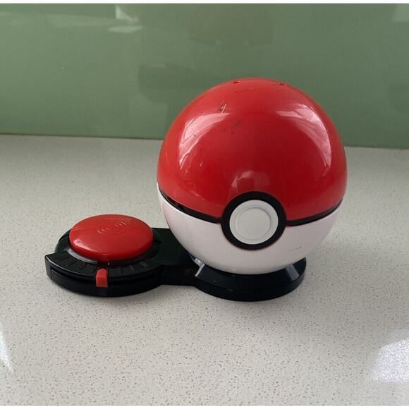 Pokemon | Accessories | 22 Pokemon Pokmon Surprise Attack Replacement ...
